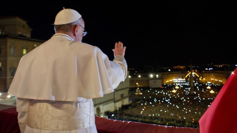 La historia del Jorge Bergoglio, a 12 años de convertirse en el papa ...